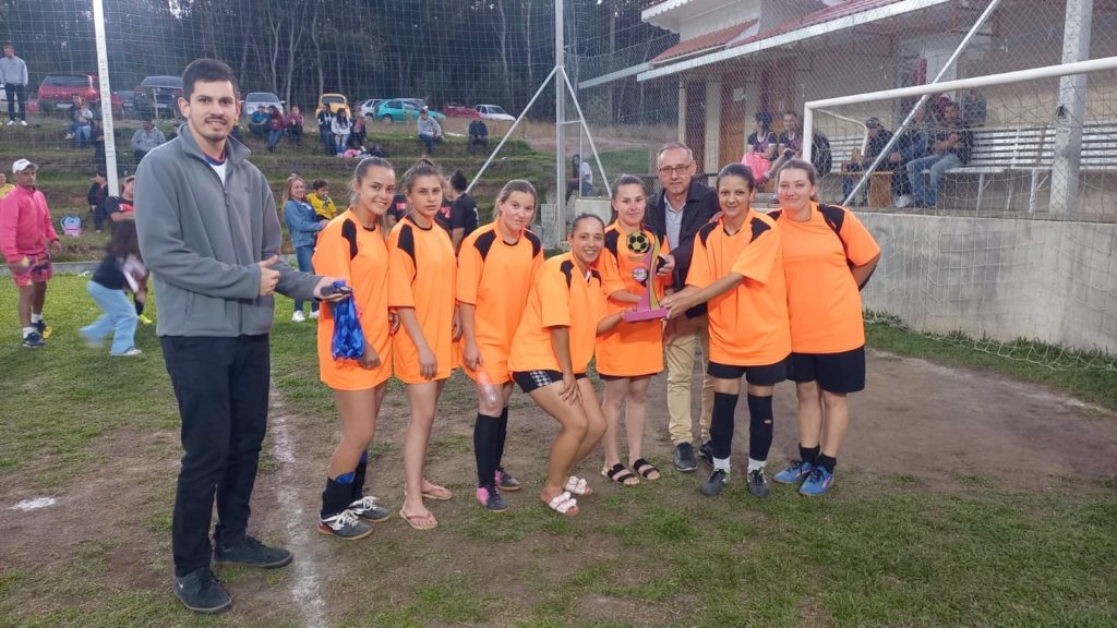 Arena Fucilini/Chopp Colina se sagrou campeã do Campeonato de Futebol Society Feminino de Rio ...